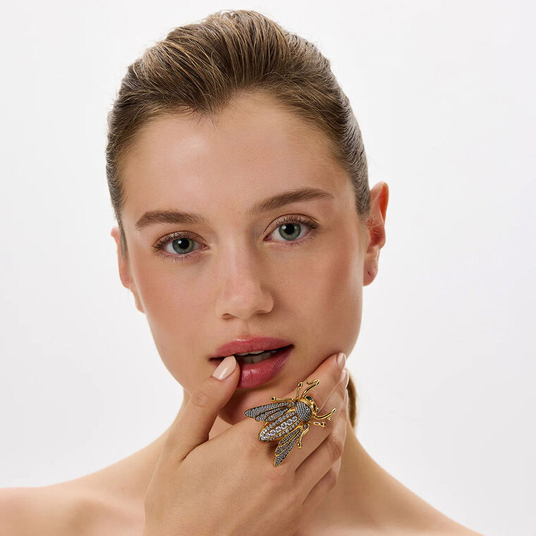 Begum Khan Queen Bee Ring | Tootsies